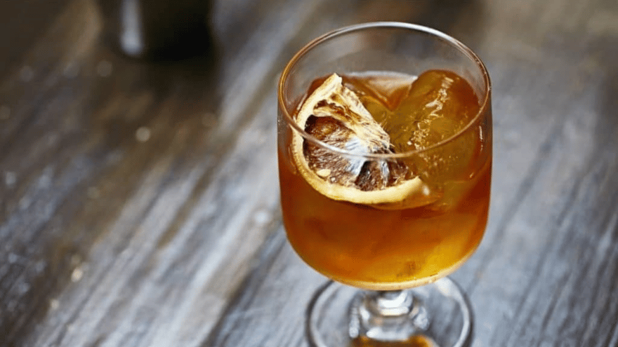 The 2025 Non-Alcoholic Beverage Landscape: Key Trends & Talent Demands